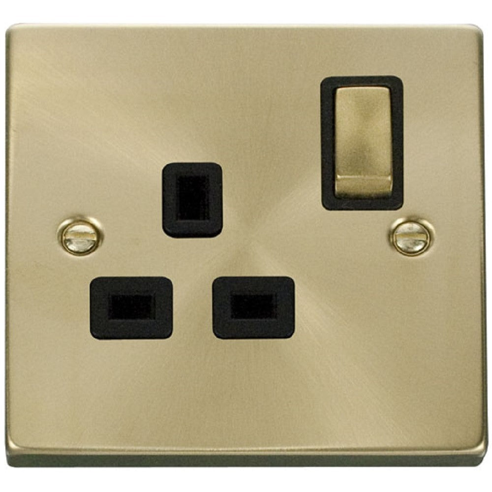 Click Deco Satin Brass 13A Single Socket VPSB535BK | RS Electrical Supplies