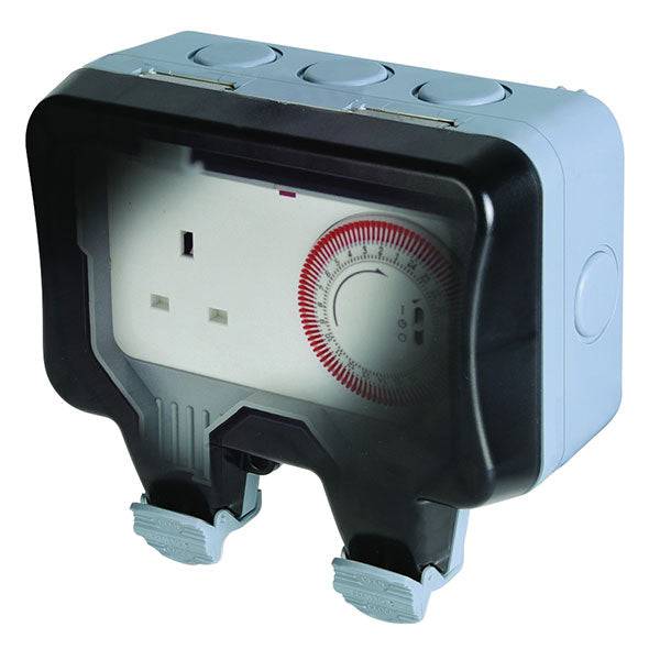 BG Storm Weatherproof Socket & Timer WP23TM24 | RS Electrical Supplies